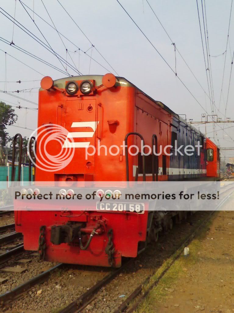 Lokomotif CC201-30 @ Dipo Induk Jatinegara | Jatinegara 22/1… | Flickr